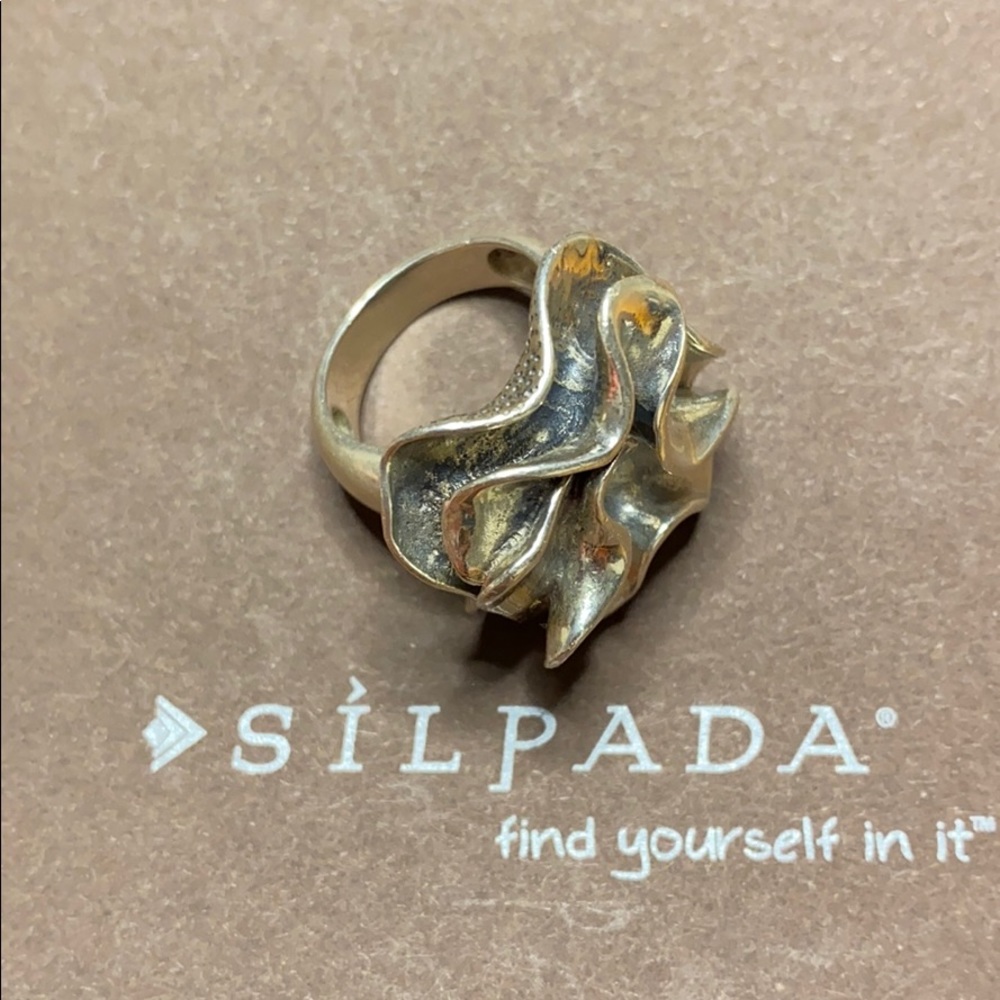Silpada Retired Sterling Blooming Flower Ring - Gem